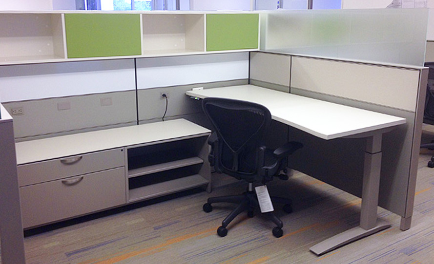 Sit Stand Desks by cubicles.com