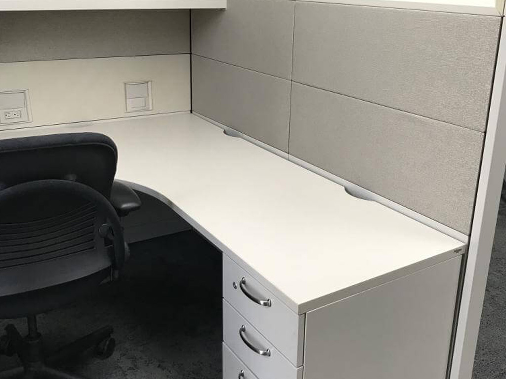 Used Steelcase Answer 7.5x6 - Tall Panels - Used Cubicles